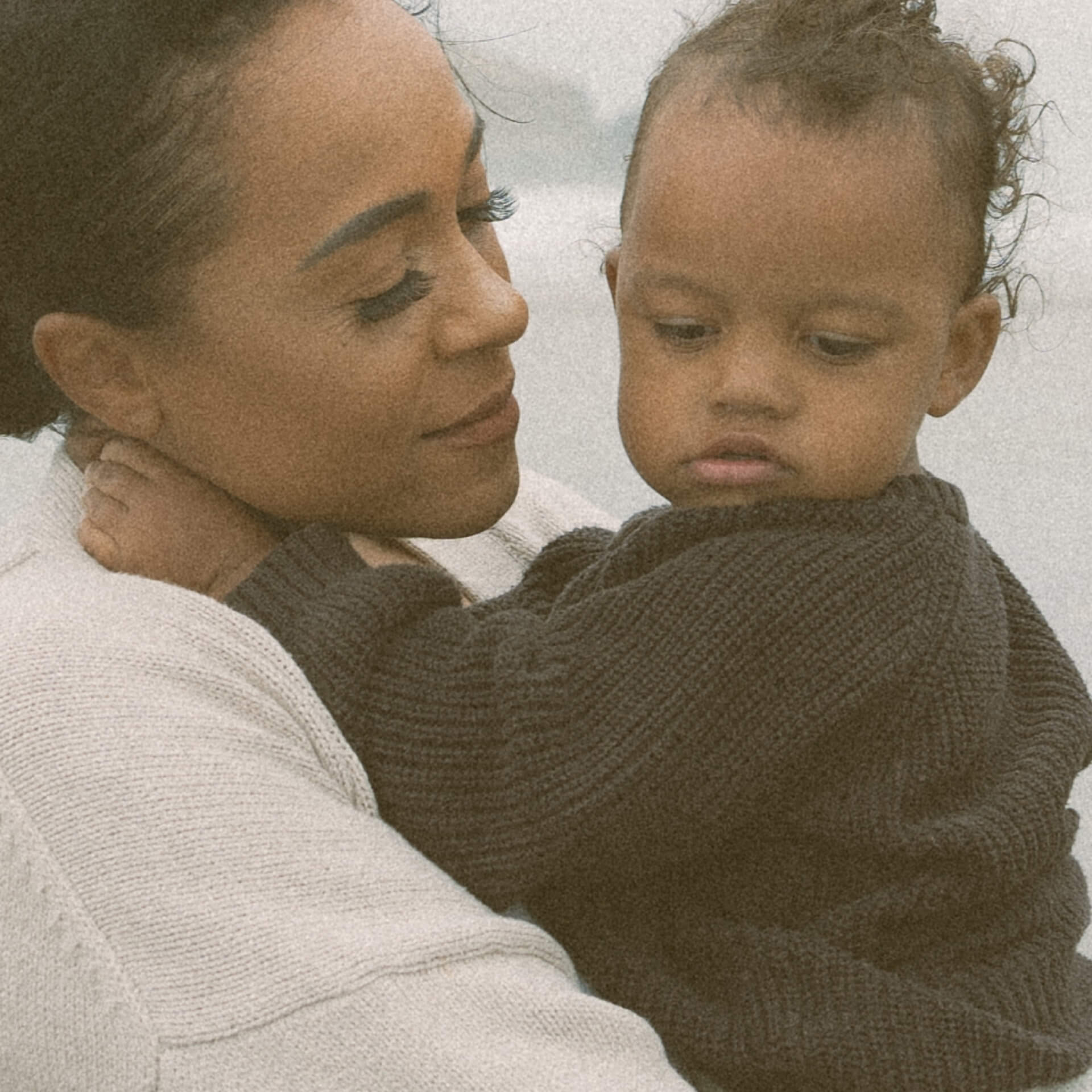 How To Pose For Family Photos